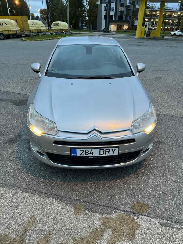 Grey Citroen C5 2009 in Tallinn, with an engine capacity of 2.70 L and mileage of 230 thousand km for 2999 €, photo 11 on AUTOMOTO.COM.LV