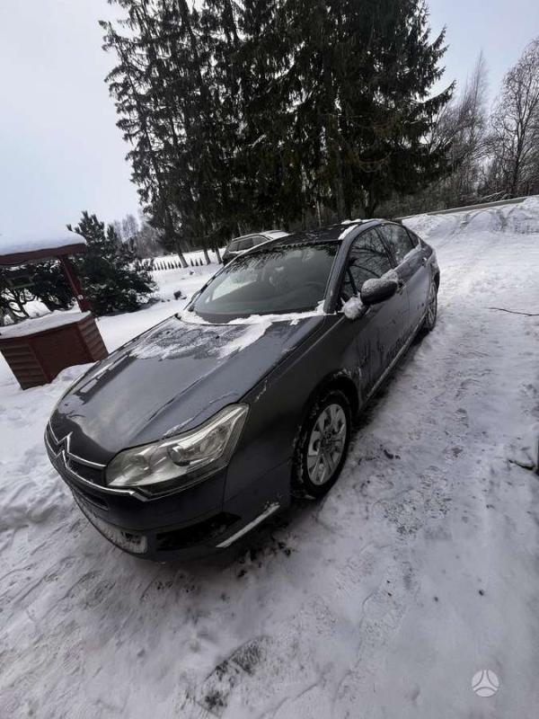 Pelēks Citroen C5 2009 Biržai, ar dzinēja tilpumu 2.00 L un nobraukumu 370 tūkst. km par 1450 €, foto 2 vietnē AUTOMOTO.COM.LV