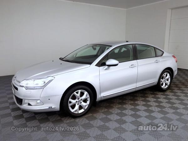 Grey Citroen C5 2009 in Tallinn, with an engine capacity of 1.60 L and mileage of 384 thousand km for 1399 €, photo 2 on AUTOMOTO.COM.LV