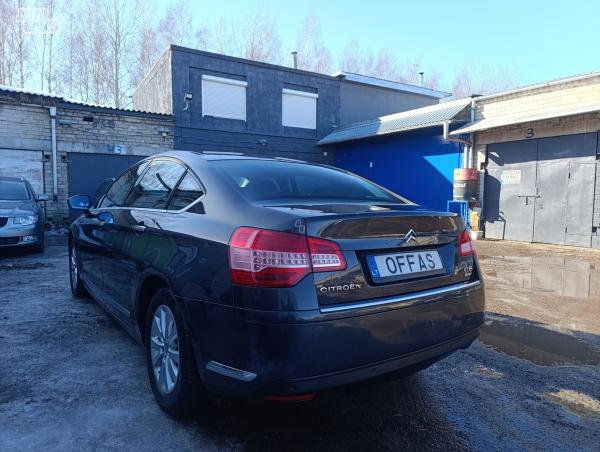 Grey Citroen C5 2009 in Panevezys, with an engine capacity of 2.00 L and mileage of 340 thousand km for 1900 €, photo 6 on AUTOMOTO.COM.LV