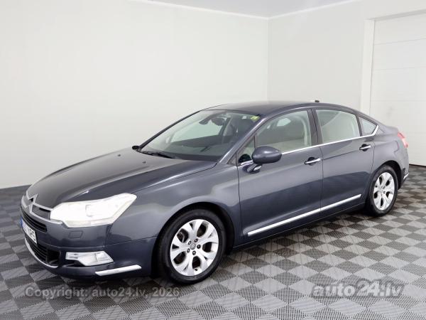 Grey Citroen C5 2009 in Tallinn, with an engine capacity of 2.20 L and mileage of 269 thousand km for 1899 €, photo 2 on AUTOMOTO.COM.LV