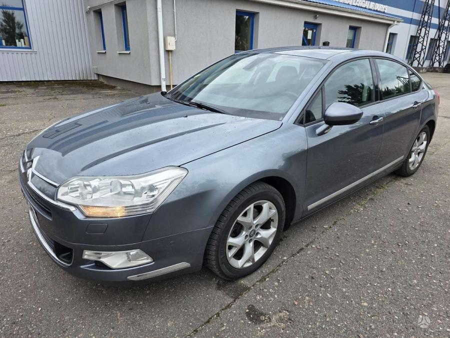 Grey Citroen C5 2009 in Radviliskis, with an engine capacity of 2.00 L and mileage of 305 thousand km for 3150 €, photo 3 on AUTOMOTO.COM.LV
