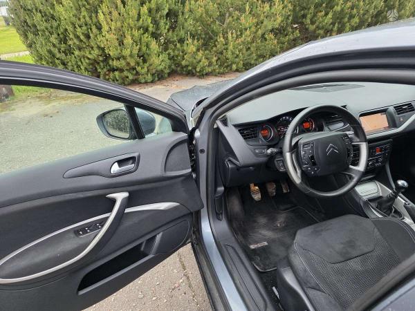 Grey Citroen C5 2009 in Radviliskis, with an engine capacity of 2.00 L and mileage of 305 thousand km for 3150 €, photo 7 on AUTOMOTO.COM.LV