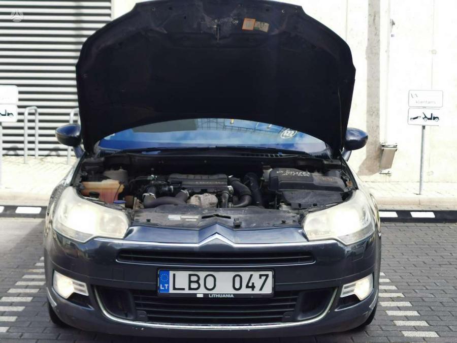 Grey Citroen C5 2009 in Vilnius, with an engine capacity of 1.56 L and mileage of 301 thousand km for 1300 €, photo 9 on AUTOMOTO.COM.LV