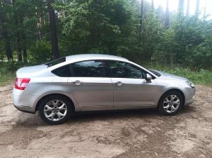 Grey Citroen C5 2009 in Alytus, with an engine capacity of 2.00 L and mileage of 265 thousand km for 2090 €, photo 20 on AUTOMOTO.COM.LV