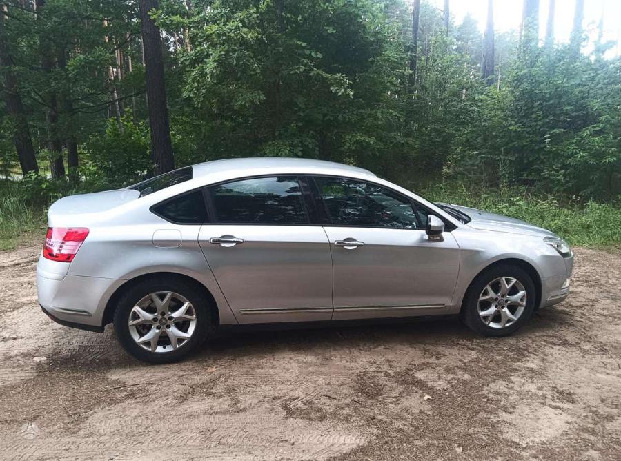 Grey Citroen C5 2009 in Alytus, with an engine capacity of 2.00 L and mileage of 265 thousand km for 2090 €, photo 20 on AUTOMOTO.COM.LV
