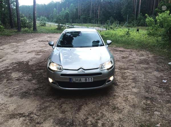 Grey Citroen C5 2009 in Alytus, with an engine capacity of 2.00 L and mileage of 265 thousand km for 2090 €, photo 6 on AUTOMOTO.COM.LV