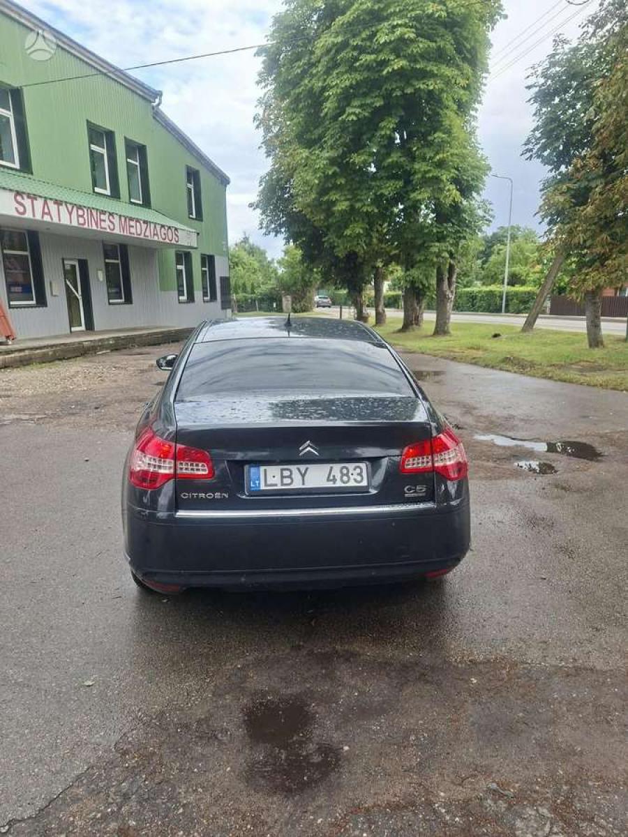 Grey Citroen C5 2009 in Kursenai, with an engine capacity of 2.00 L and mileage of 319 thousand km for 2000 €, photo 3 on AUTOMOTO.COM.LV