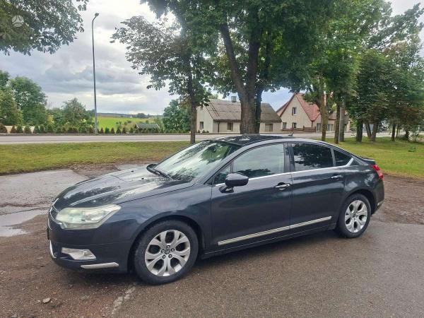 Grey Citroen C5 2009 in Kursenai, with an engine capacity of 2.00 L and mileage of 319 thousand km for 2000 €, photo 4 on AUTOMOTO.COM.LV