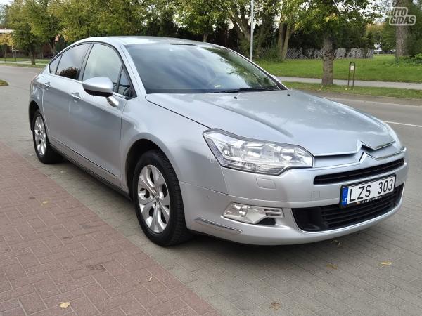 Grey Citroen C5 2009 in Silute, with an engine capacity of 2.00 L and mileage of 255 thousand km for 1350 €, photo 1 on AUTOMOTO.COM.LV