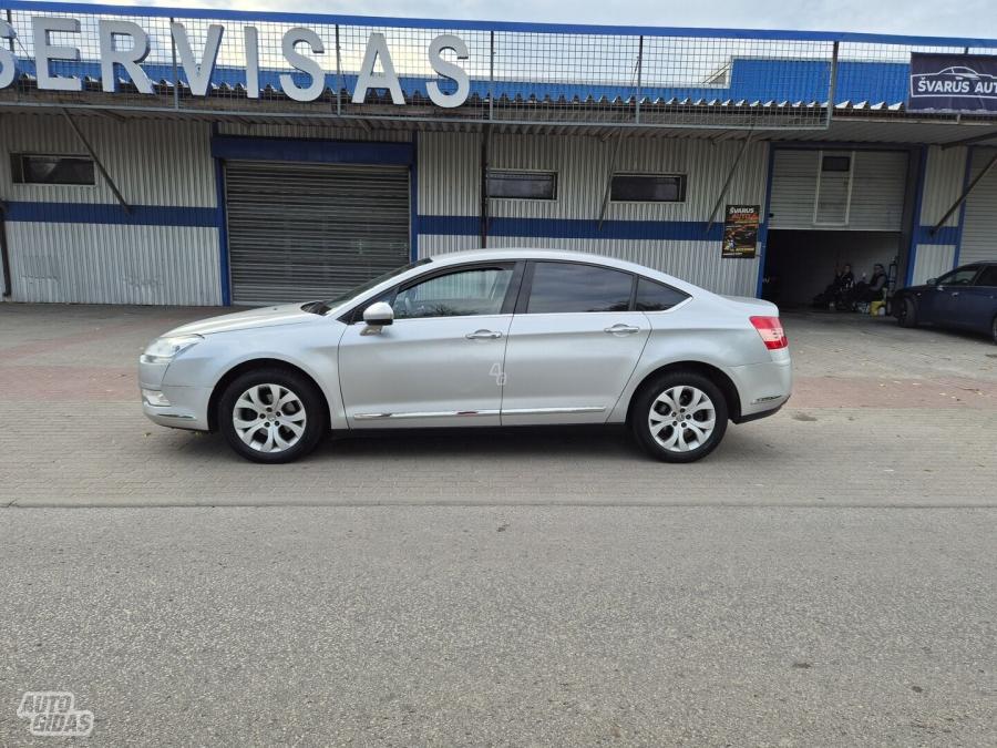 Grey Citroen C5 2009 in Silute, with an engine capacity of 2.00 L and mileage of 255 thousand km for 1350 €, photo 6 on AUTOMOTO.COM.LV