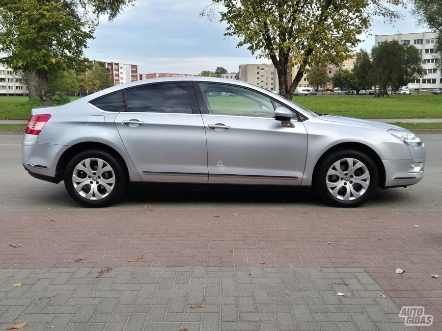Grey Citroen C5 2009 in Silute, with an engine capacity of 2.00 L and mileage of 255 thousand km for 1350 €, photo 7 on AUTOMOTO.COM.LV