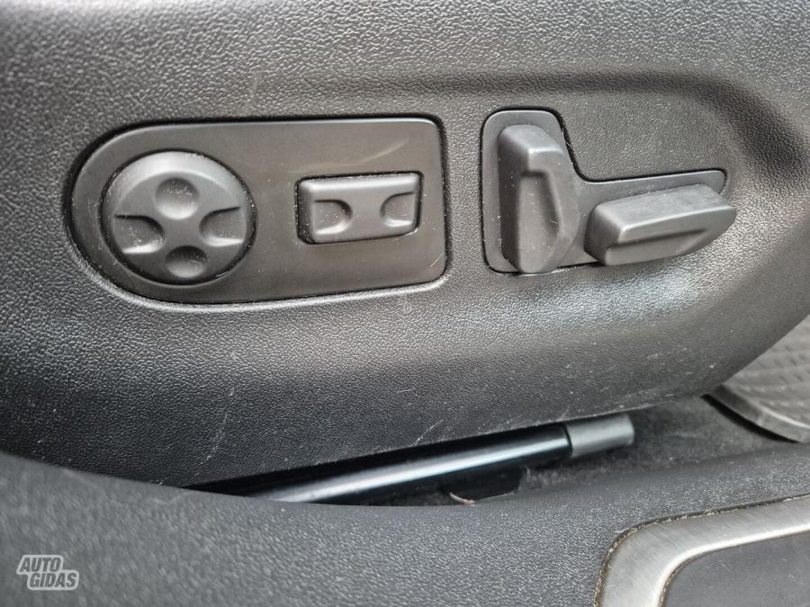 Grey Citroen C5 2009 in Silute, with an engine capacity of 2.00 L and mileage of 255 thousand km for 1350 €, photo 15 on AUTOMOTO.COM.LV