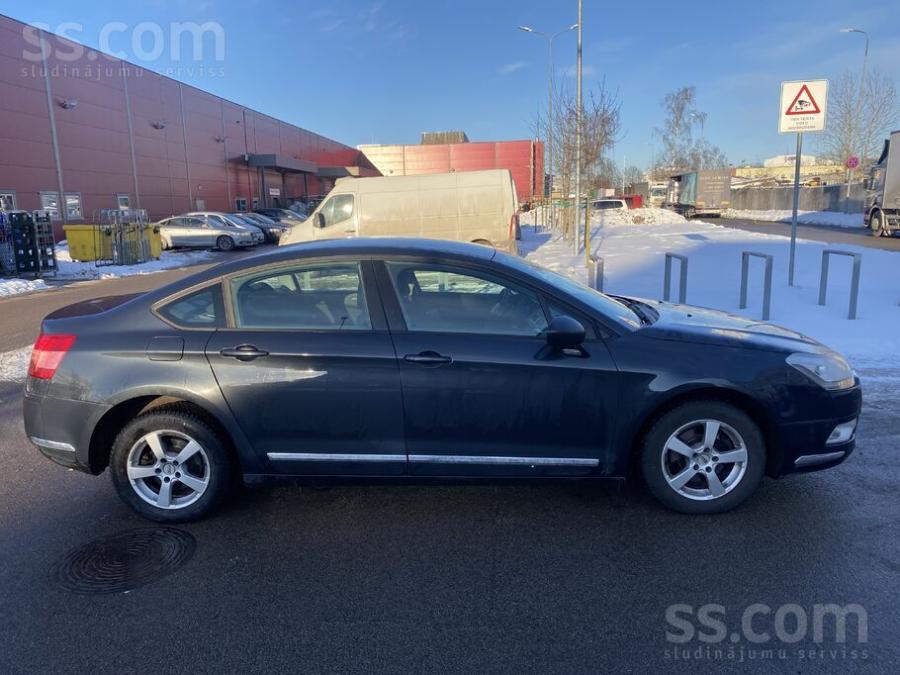 Pelēks Citroen C5 2010 Rīga, ar dzinēja tilpumu 1.60 L un nobraukumu 0 tūkst. km par 2290 €, foto 3 vietnē AUTOMOTO.COM.LV