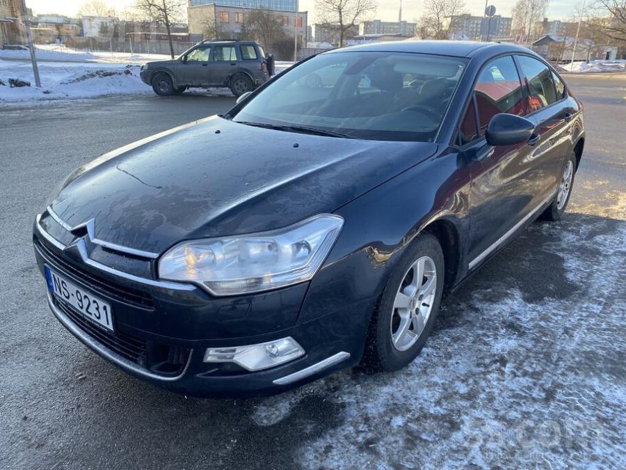 Pelēks Citroen C5 2010 Rīga, ar dzinēja tilpumu 1.60 L un nobraukumu 0 tūkst. km par 2290 €, foto 4 vietnē AUTOMOTO.COM.LV