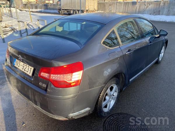 Grey Citroen C5 2010 in Riga, with an engine capacity of 1.60 L and mileage of 0 thousand km for 2290 €, photo 8 on AUTOMOTO.COM.LV