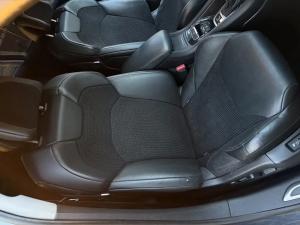 Pelēks Citroen C5 2010 Rīga, ar dzinēja tilpumu 3.00 L un nobraukumu 241 tūkst. km par 3690 €, foto 17 vietnē AUTOMOTO.COM.LV