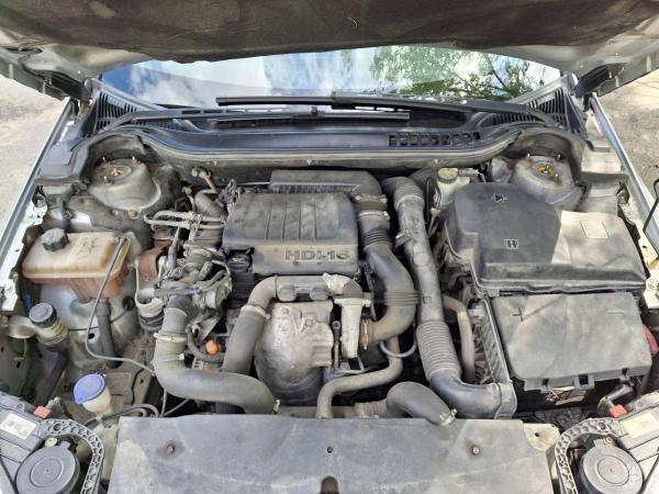 Pelēks Citroen C5 2010 Panevēža, ar dzinēja tilpumu 1.56 L un nobraukumu 251 tūkst. km par 2450 €, foto 10 vietnē AUTOMOTO.COM.LV
