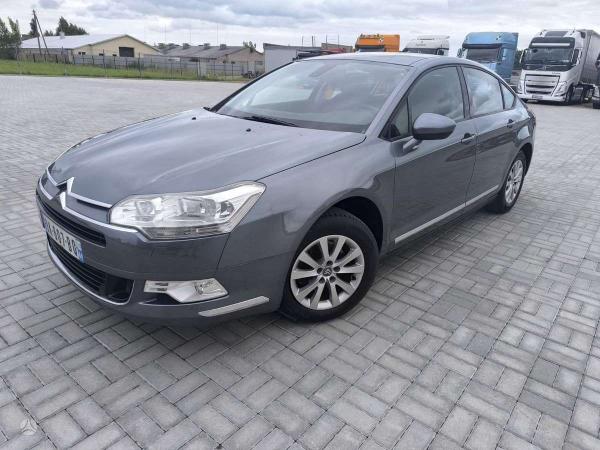 Pelēks Citroen C5 2010 Tauragė, ar dzinēja tilpumu 1.56 L un nobraukumu 267 tūkst. km par 2500 €, foto 1 vietnē AUTOMOTO.COM.LV