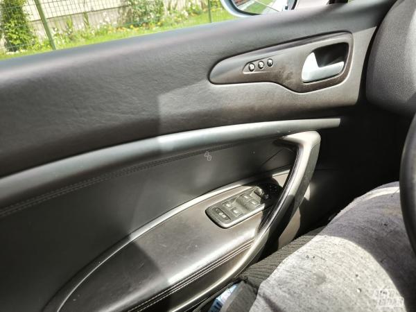 Pelēks Citroen C5 2010 Vilkaviškis, ar dzinēja tilpumu 1.60 L un nobraukumu 3 tūkst. km par 1700 €, foto 4 vietnē AUTOMOTO.COM.LV