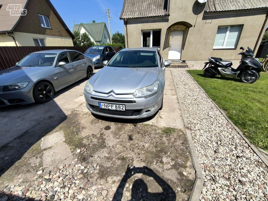 Pelēks Citroen C5 2010 Vilkaviškis, ar dzinēja tilpumu 1.60 L un nobraukumu 3 tūkst. km par 1700 €, foto 13 vietnē AUTOMOTO.COM.LV