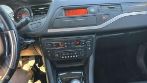 Pelēks Citroen C5 2010 Kauņa, ar dzinēja tilpumu 2.00 L un nobraukumu 256 tūkst. km par 1600 €, foto 19 vietnē AUTOMOTO.COM.LV