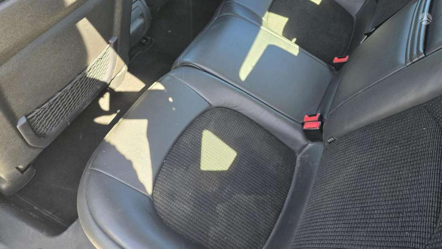 Pelēks Citroen C5 2010 Kauņa, ar dzinēja tilpumu 2.00 L un nobraukumu 256 tūkst. km par 1600 €, foto 21 vietnē AUTOMOTO.COM.LV