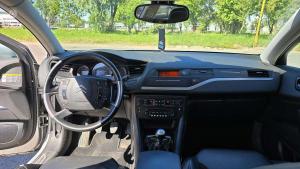 Pelēks Citroen C5 2010 Kauņa, ar dzinēja tilpumu 2.00 L un nobraukumu 256 tūkst. km par 1600 €, foto 24 vietnē AUTOMOTO.COM.LV