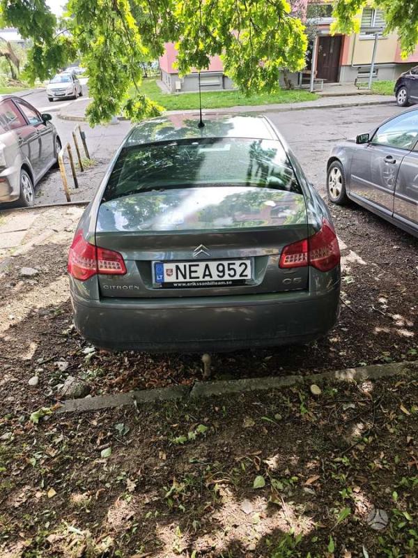 Grey Citroen C5 2010 in Kaunas, with an engine capacity of 2.00 L and mileage of 265 thousand km for 1400 €, photo 5 on AUTOMOTO.COM.LV