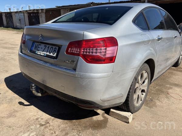 Citroen C5 2010 Rīga vietnē Pelēks Citroen C5 2010 Rīga, ar dzinēja tilpumu 2.00 L un nobraukumu 340 tūkst. km par 1500 €, foto 3 vietnē AUTOMOTO.COM.LV