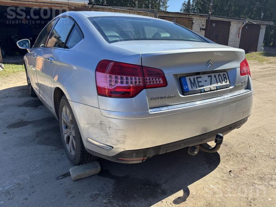 Grey Citroen C5 2010 in Riga, with an engine capacity of 2.00 L and mileage of 340 thousand km for 1500 €, photo 5 on AUTOMOTO.COM.LV