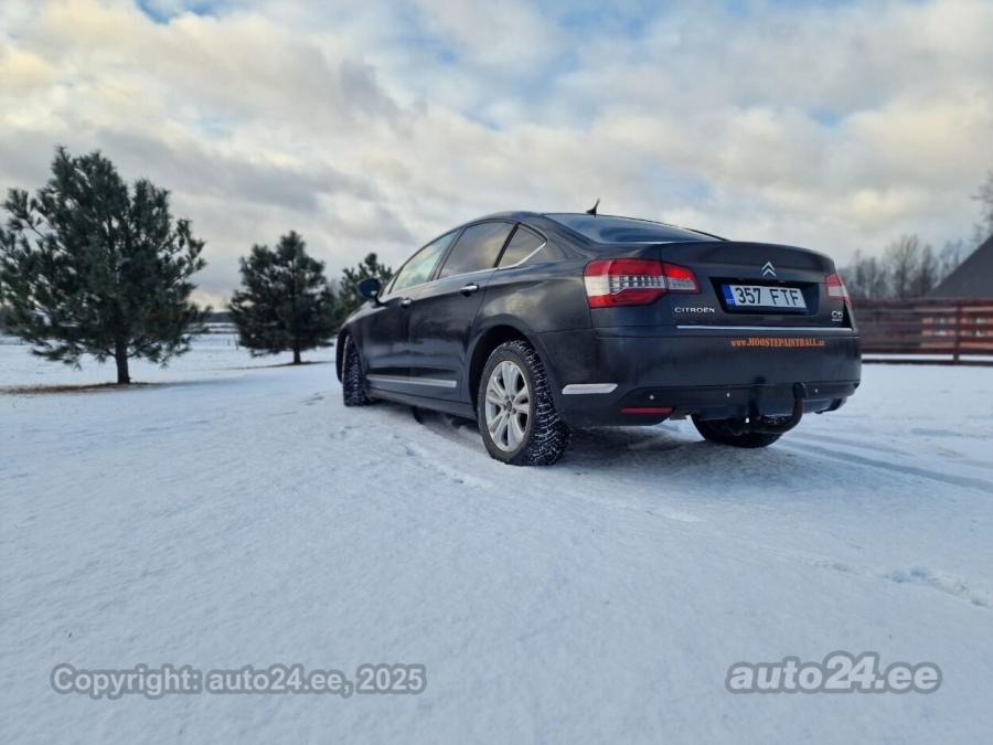 Pelēks Citroen C5 2011 Tallina, ar dzinēja tilpumu 2.00 L un nobraukumu 421 tūkst. km par 2900 €, foto 4 vietnē AUTOMOTO.COM.LV