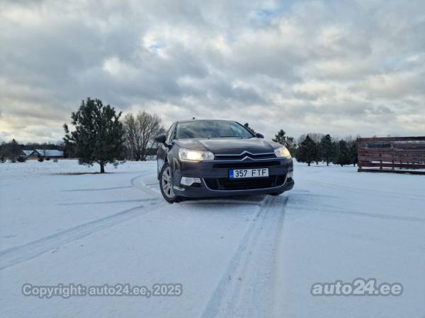 Grey Citroen C5 2011 in Tallinn, with an engine capacity of 2.00 L and mileage of 421 thousand km for 2900 €, photo 6 on AUTOMOTO.COM.LV