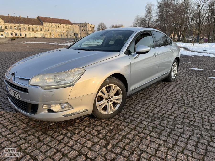 Grey Citroen C5 2011 in Silute, with an engine capacity of 2.00 L and mileage of 396 thousand km for 2500 €, photo 3 on AUTOMOTO.COM.LV