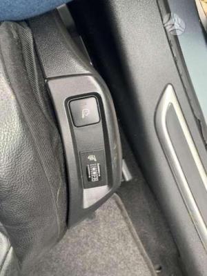 Grey Citroen C5 2011 in Sakiai, with an engine capacity of 3.00 L and mileage of 274 thousand km for 2500 €, photo 3 on AUTOMOTO.COM.LV