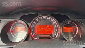 Pelēks Citroen C5 2011 Rīga, ar dzinēja tilpumu 1.60 L un nobraukumu 260 tūkst. km par 4300 €, foto 10 vietnē AUTOMOTO.COM.LV