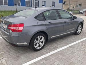Pelēks Citroen C5 2011 Tauragė, ar dzinēja tilpumu 1.56 L un nobraukumu 230 tūkst. km par 2700 €, foto 6 vietnē AUTOMOTO.COM.LV