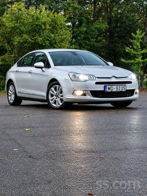 Grey Citroen C5 2011 in Ogre, with an engine capacity of 2.00 L and mileage of 297 thousand km for 2500 €, photo  on AUTOMOTO.COM.LV
