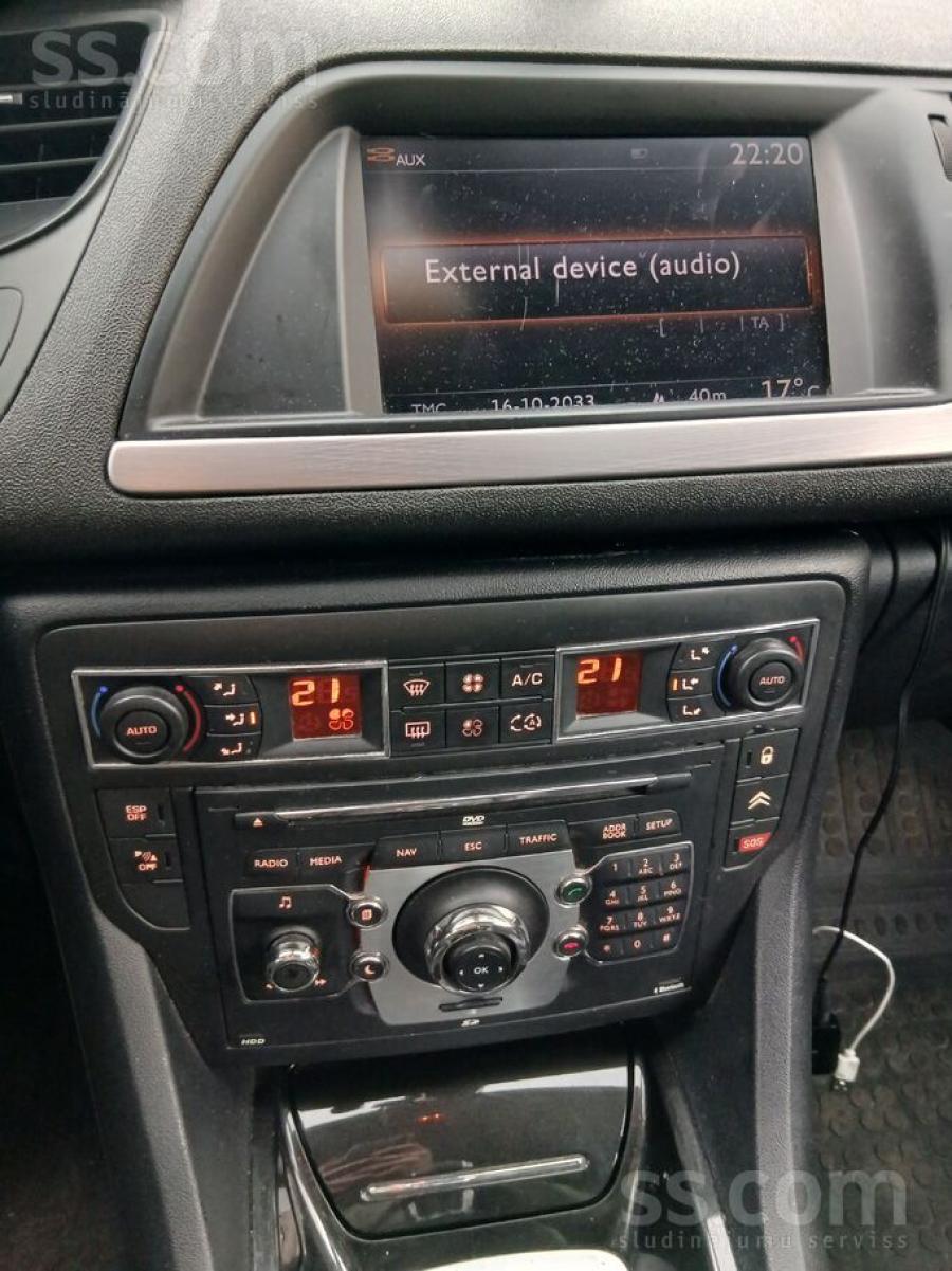 Grey Citroen C5 2011 in Ogre, with an engine capacity of 2.00 L and mileage of 297 thousand km for 2500 €, photo 13 on AUTOMOTO.COM.LV
