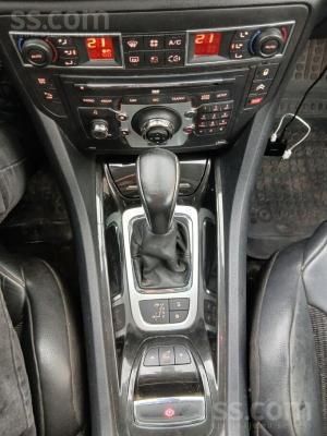 Grey Citroen C5 2011 in Ogre, with an engine capacity of 2.00 L and mileage of 297 thousand km for 2500 €, photo 14 on AUTOMOTO.COM.LV