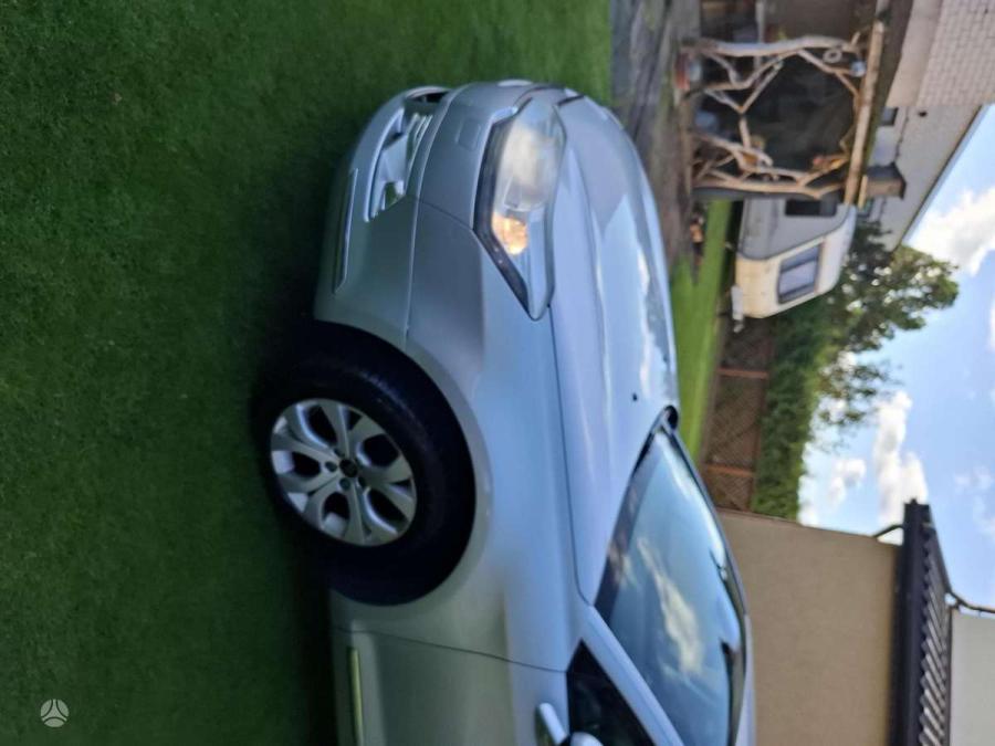 Grey Citroen C5 2011 in Marijampole, with an engine capacity of 1.56 L and mileage of 297 thousand km for 1900 €, photo 5 on AUTOMOTO.COM.LV
