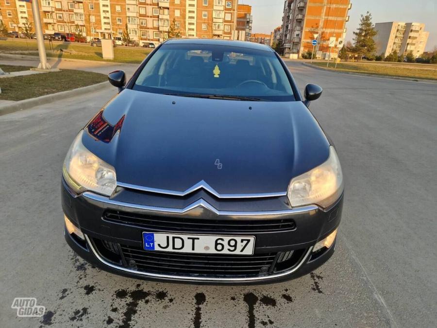Grey Citroen C5 2012 in Jurbarkas, with an engine capacity of 1.60 L and mileage of 380 thousand km for 2900 €, photo 11 on AUTOMOTO.COM.LV
