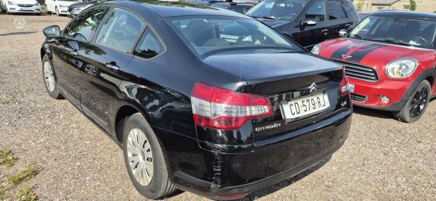 Grey Citroen C5 2012 in Taurage, with an engine capacity of 1.56 L and mileage of 290 thousand km for 2900 €, photo 5 on AUTOMOTO.COM.LV