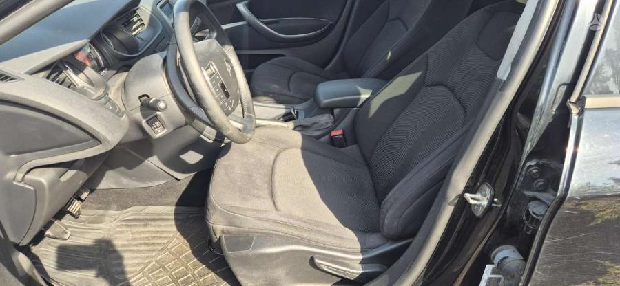 Grey Citroen C5 2012 in Taurage, with an engine capacity of 1.56 L and mileage of 290 thousand km for 2900 €, photo 11 on AUTOMOTO.COM.LV