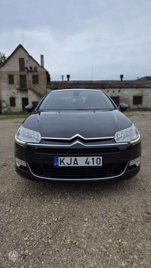 Pelēks Citroen C5 2012 Kauņa, ar dzinēja tilpumu 2.00 L un nobraukumu 292 tūkst. km par 2250 €, foto 4 vietnē AUTOMOTO.COM.LV