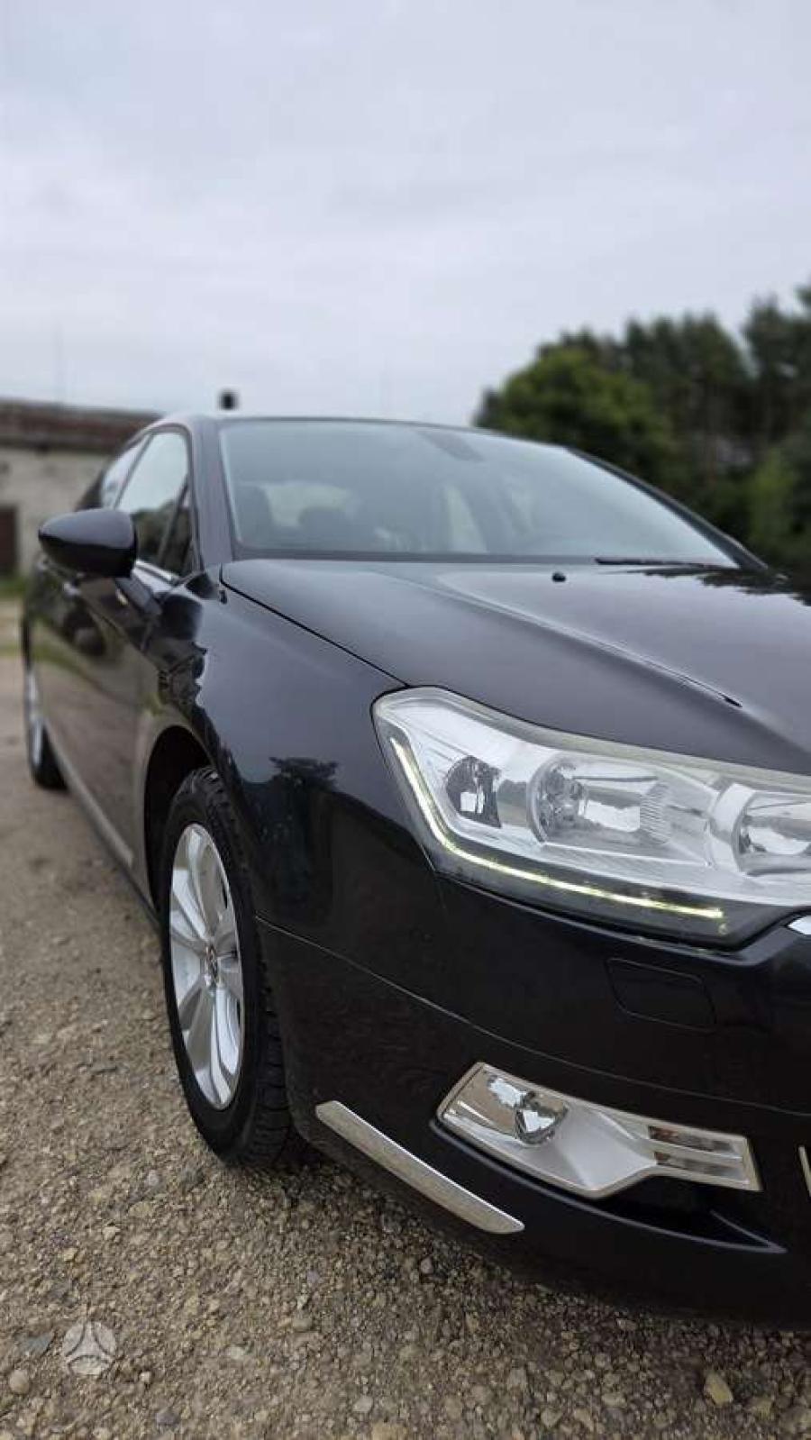 Pelēks Citroen C5 2012 Kauņa, ar dzinēja tilpumu 2.00 L un nobraukumu 292 tūkst. km par 2250 €, foto 6 vietnē AUTOMOTO.COM.LV