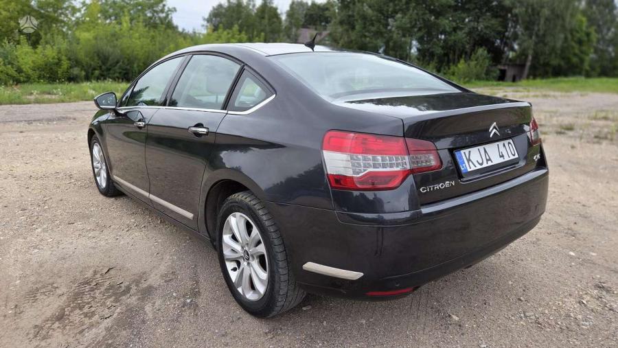 Pelēks Citroen C5 2012 Kauņa, ar dzinēja tilpumu 2.00 L un nobraukumu 292 tūkst. km par 2250 €, foto 10 vietnē AUTOMOTO.COM.LV