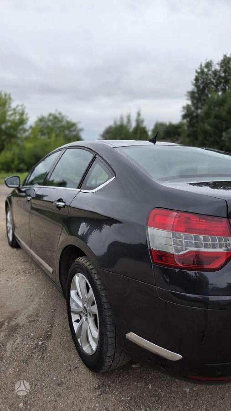 Pelēks Citroen C5 2012 Kauņa, ar dzinēja tilpumu 2.00 L un nobraukumu 292 tūkst. km par 2250 €, foto 12 vietnē AUTOMOTO.COM.LV