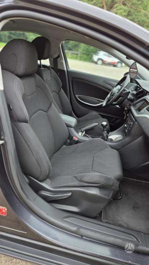 Pelēks Citroen C5 2012 Kauņa, ar dzinēja tilpumu 2.00 L un nobraukumu 292 tūkst. km par 2250 €, foto 18 vietnē AUTOMOTO.COM.LV