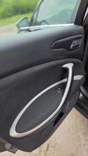 Pelēks Citroen C5 2012 Kauņa, ar dzinēja tilpumu 2.00 L un nobraukumu 292 tūkst. km par 2250 €, foto 21 vietnē AUTOMOTO.COM.LV